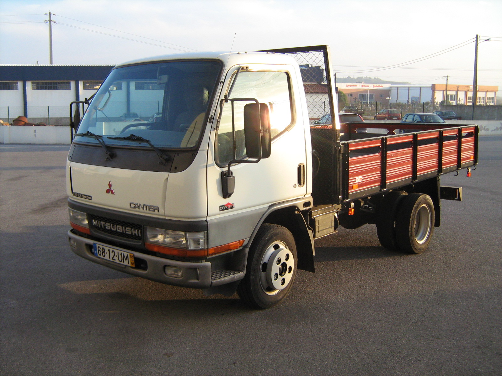 Comércio Máquinas - Mitsubishi (Auto) CANTER #5313