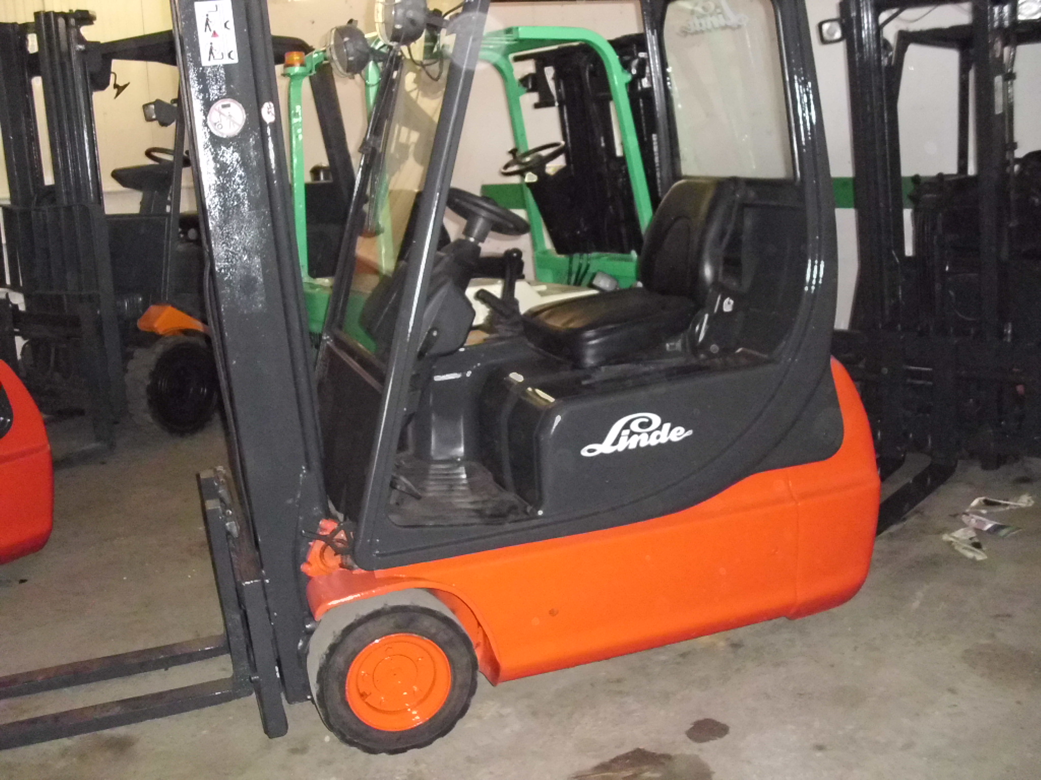 Comércio Máquinas - Linde E16C #240593