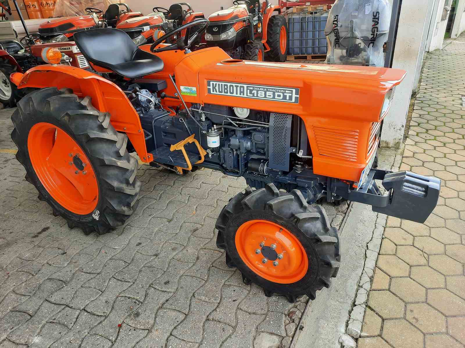 Comércio Máquinas - KUBOTA L185 DT #246081